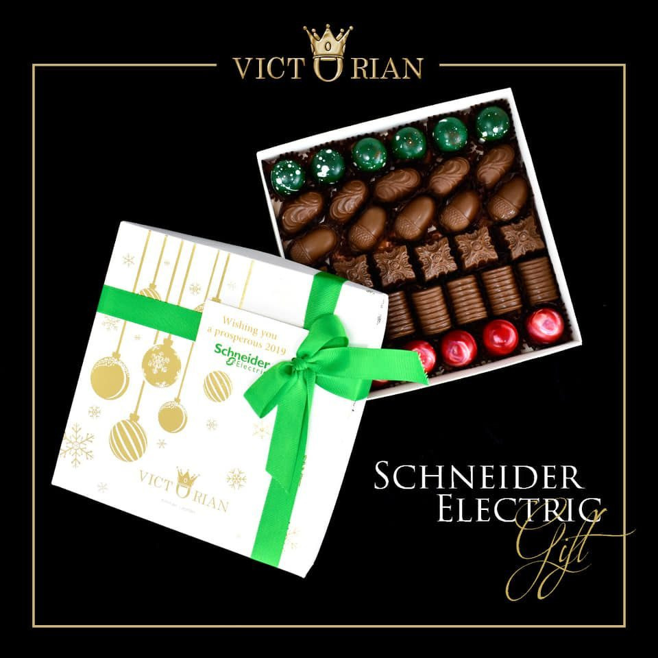 Victorian Chocolate & Favors - Schneider Box - 1